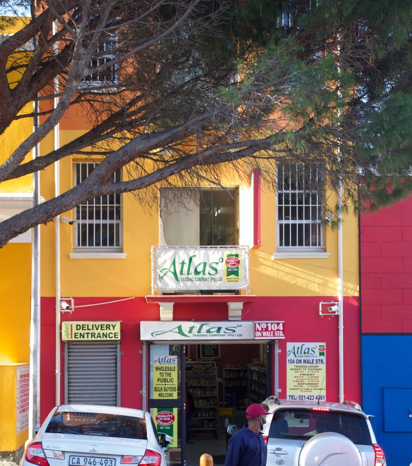 HOT BUILDINGS and HOTTER CURRIES: Cape Town’s colourful BO-KAAP - Pynck